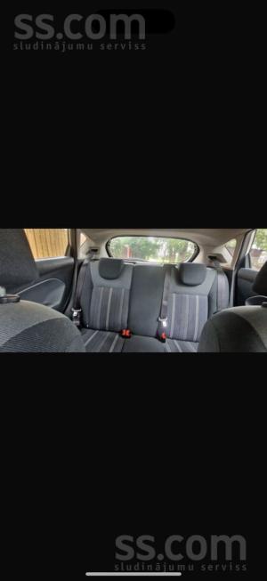 Pelēks Ford Fiesta 2010 Rīga, ar dzinēja tilpumu 1.60 L un nobraukumu 338 tūkst. km par 550 €, foto 4 vietnē AUTOMOTO.COM.LV