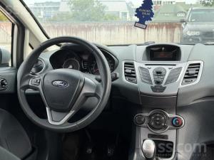 Pelēks Ford Fiesta 2010 Rīga, ar dzinēja tilpumu 1.20 L un nobraukumu 220 tūkst. km par 2000 €, foto 6 vietnē AUTOMOTO.COM.LV