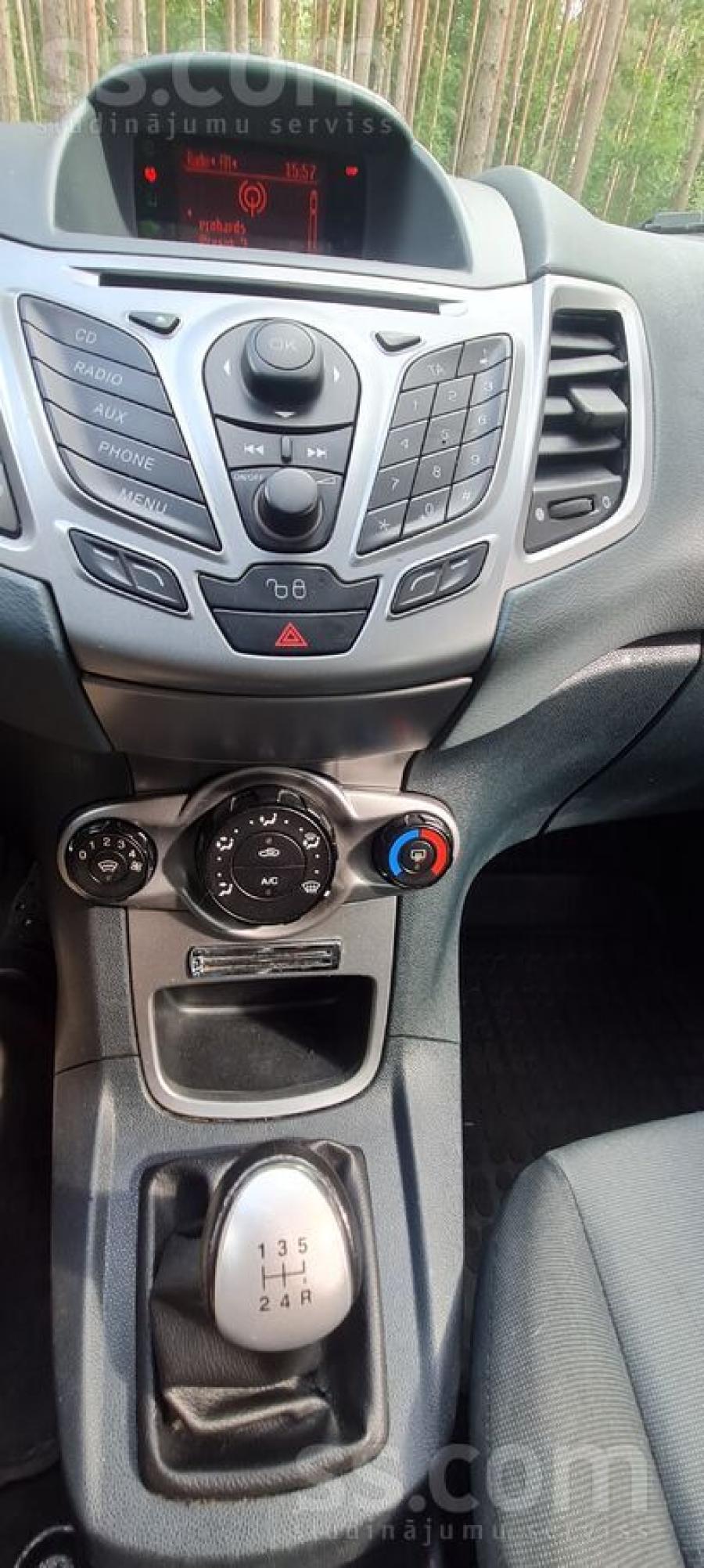 Grey Ford Fiesta 2010 in Riga, with an engine capacity of 1.60 L and mileage of 337 thousand km for 1750 €, photo 11 on AUTOMOTO.COM.LV