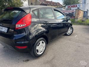 Grey Ford Fiesta 2010 in Siauliai, with an engine capacity of 1.20 L and mileage of 0 thousand km for 749 €, photo 5 on AUTOMOTO.COM.LV