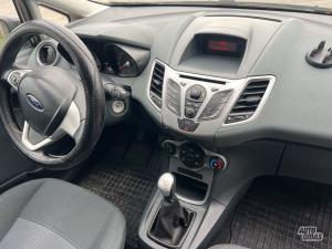 Grey Ford Fiesta 2010 in Siauliai, with an engine capacity of 1.20 L and mileage of 0 thousand km for 749 €, photo 14 on AUTOMOTO.COM.LV
