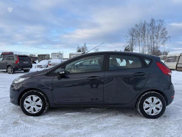 Pelēks Ford Fiesta 2011 Utena, ar dzinēja tilpumu 1.40 L un nobraukumu 155 tūkst. km par 2100 €, foto 6 vietnē AUTOMOTO.COM.LV