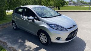 Pelēks Ford Fiesta 2011 Vilkaviškis, ar dzinēja tilpumu 1.30 L un nobraukumu 199 tūkst. km par 3250 €, foto 8 vietnē AUTOMOTO.COM.LV