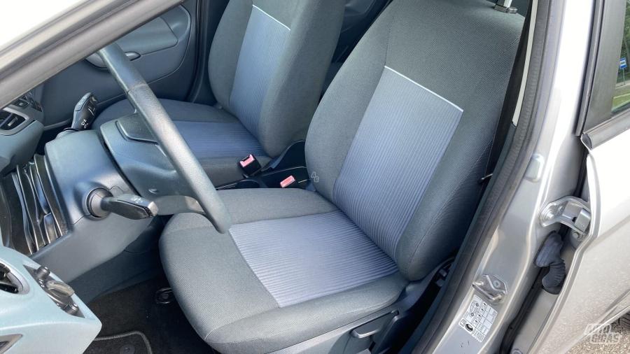 Pelēks Ford Fiesta 2011 Vilkaviškis, ar dzinēja tilpumu 1.30 L un nobraukumu 199 tūkst. km par 3250 €, foto 23 vietnē AUTOMOTO.COM.LV