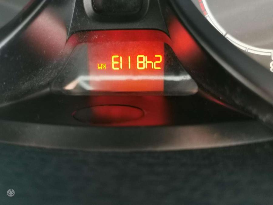 Grey Ford Fiesta 2011 in Birzai, with an engine capacity of 1.40 L and mileage of 248 thousand km for 2100 €, photo 5 on AUTOMOTO.COM.LV
