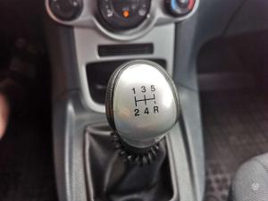 Grey Ford Fiesta 2011 in Birzai, with an engine capacity of 1.40 L and mileage of 248 thousand km for 2100 €, photo 6 on AUTOMOTO.COM.LV