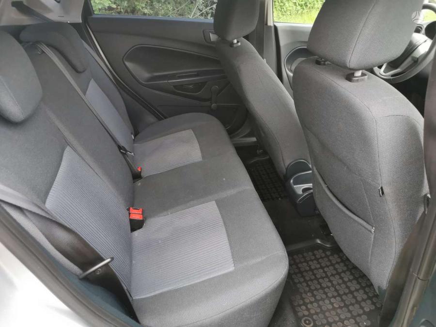 Grey Ford Fiesta 2011 in Birzai, with an engine capacity of 1.40 L and mileage of 248 thousand km for 2100 €, photo 11 on AUTOMOTO.COM.LV
