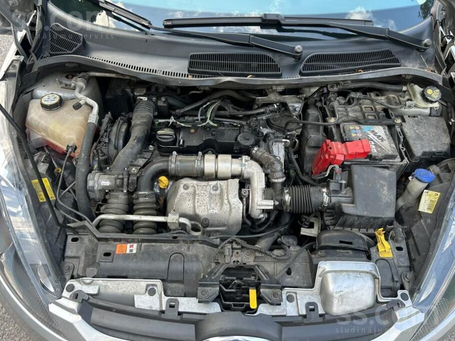 Pelēks Ford Fiesta 2011 Rīga, ar dzinēja tilpumu 1.60 L un nobraukumu 170 tūkst. km par 3500 €, foto 14 vietnē AUTOMOTO.COM.LV