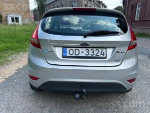 Pelēks Ford Fiesta 2011 Rīga, ar dzinēja tilpumu 1.60 L un nobraukumu 170 tūkst. km par 3500 €, foto 15 vietnē AUTOMOTO.COM.LV