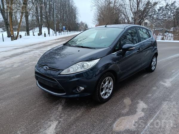 Pelēks Ford Fiesta 2012 Ogre, ar dzinēja tilpumu 1.30 L un nobraukumu 0 tūkst. km par 3000 €, foto 1 vietnē AUTOMOTO.COM.LV
