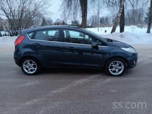 Grey Ford Fiesta 2012 in Ogre, with an engine capacity of 1.30 L and mileage of 0 thousand km for 3000 €, photo 6 on AUTOMOTO.COM.LV