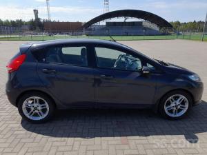 Grey Ford Fiesta 2012 in Valmiera, with an engine capacity of 1.20 L and mileage of 219 thousand km for 2800 €, photo 4 on AUTOMOTO.COM.LV