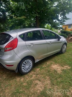 Pelēks Ford Fiesta 2012 Bauska, ar dzinēja tilpumu 1.20 L un nobraukumu 160 tūkst. km par 2025 €, foto  vietnē AUTOMOTO.COM.LV