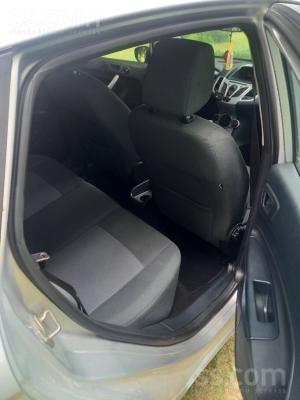 Grey Ford Fiesta 2012 in Bauska, with an engine capacity of 1.20 L and mileage of 160 thousand km for 2025 €, photo 12 on AUTOMOTO.COM.LV