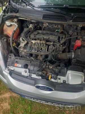 Grey Ford Fiesta 2012 in Bauska, with an engine capacity of 1.20 L and mileage of 160 thousand km for 2025 €, photo 14 on AUTOMOTO.COM.LV