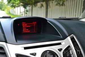 Pelēks Ford Fiesta 2012 Rīga, ar dzinēja tilpumu 1.60 L un nobraukumu 220 tūkst. km par 3400 €, foto 13 vietnē AUTOMOTO.COM.LV