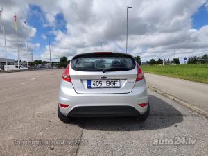 Pelēks Ford Fiesta 2012 Tallina, ar dzinēja tilpumu 1.20 L un nobraukumu 71 tūkst. km par 4990 €, foto 5 vietnē AUTOMOTO.COM.LV