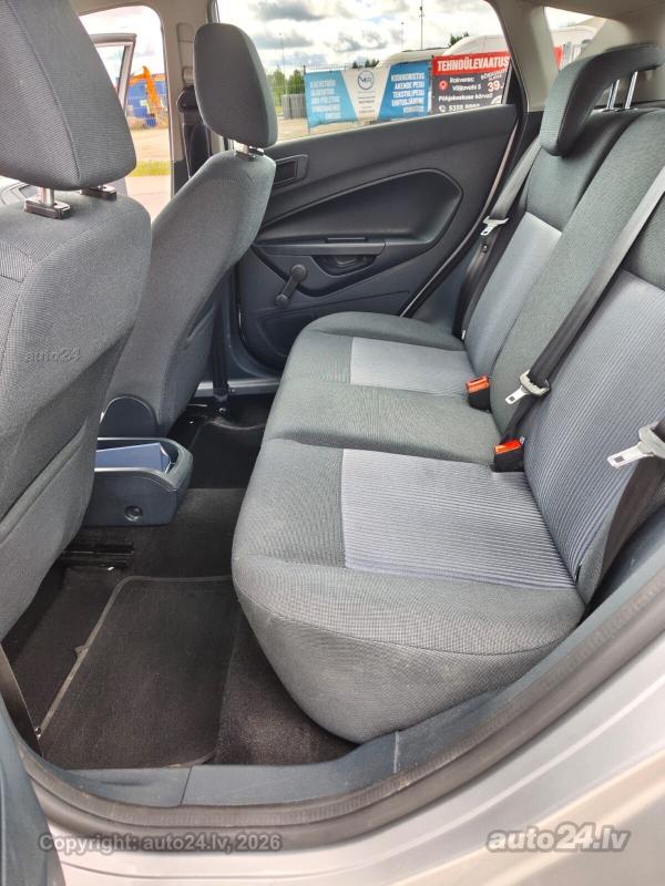 Grey Ford Fiesta 2012 in Tallinn, with an engine capacity of 1.20 L and mileage of 71 thousand km for 4990 €, photo 6 on AUTOMOTO.COM.LV