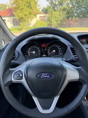Pelēks Ford Fiesta 2012 Ventspils, ar dzinēja tilpumu 1.20 L un nobraukumu 121 tūkst. km par 2100 €, foto 18 vietnē AUTOMOTO.COM.LV
