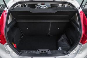 Pelēks Ford Fiesta 2012 Tallina, ar dzinēja tilpumu 1.20 L un nobraukumu 71 tūkst. km par 3999 €, foto 6 vietnē AUTOMOTO.COM.LV