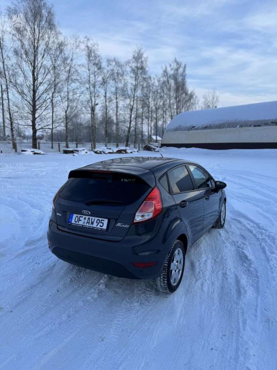 Grey Ford Fiesta 2013 in Panevezys, with an engine capacity of 1.56 L and mileage of 238 thousand km for 5100 €, photo 6 on AUTOMOTO.COM.LV