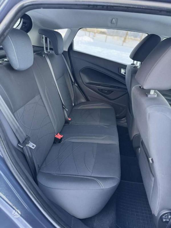 Grey Ford Fiesta 2013 in Panevezys, with an engine capacity of 1.56 L and mileage of 238 thousand km for 5100 €, photo 11 on AUTOMOTO.COM.LV