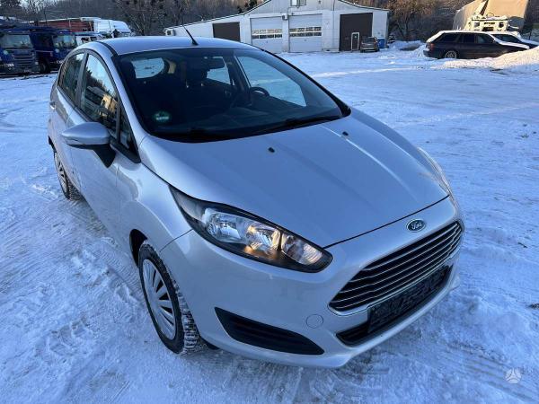 Grey Ford Fiesta 2013 in Prienai, with an engine capacity of 1.24 L and mileage of 177 thousand km for 3900 €, photo 3 on AUTOMOTO.COM.LV