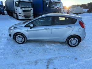 Pelēks Ford Fiesta 2013 Prienai, ar dzinēja tilpumu 1.24 L un nobraukumu 177 tūkst. km par 3900 €, foto 8 vietnē AUTOMOTO.COM.LV