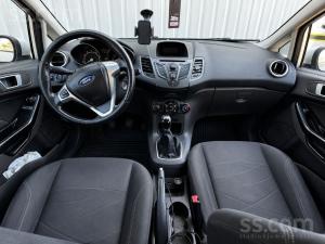 Pelēks Ford Fiesta 2013 Rīga, ar dzinēja tilpumu 1.30 L un nobraukumu 383 tūkst. km par 1590 €, foto 7 vietnē AUTOMOTO.COM.LV