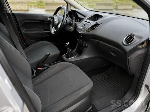 Grey Ford Fiesta 2013 in Riga, with an engine capacity of 1.30 L and mileage of 383 thousand km for 1000 €, photo 11 on AUTOMOTO.COM.LV