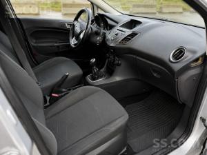 Pelēks Ford Fiesta 2013 Rīga, ar dzinēja tilpumu 1.30 L un nobraukumu 383 tūkst. km par 1000 €, foto 11 vietnē AUTOMOTO.COM.LV