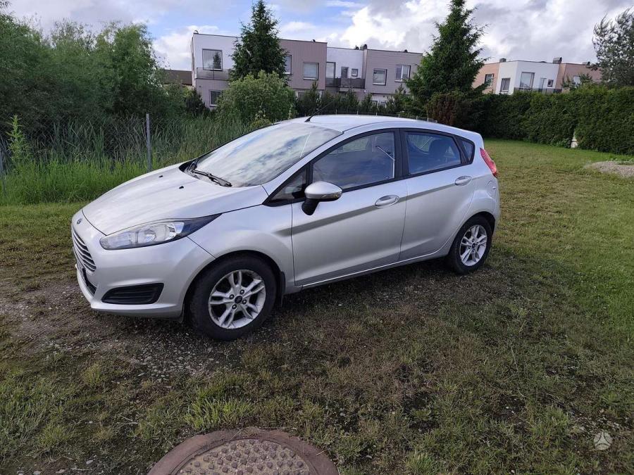 Pelēks Ford Fiesta 2013 Klaipėda, ar dzinēja tilpumu 1.24 L un nobraukumu 85 tūkst. km par 3600 €, foto 8 vietnē AUTOMOTO.COM.LV