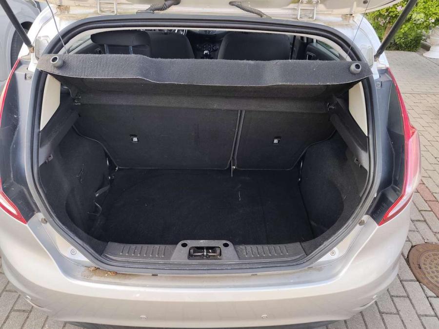 Pelēks Ford Fiesta 2013 Klaipėda, ar dzinēja tilpumu 1.24 L un nobraukumu 85 tūkst. km par 3600 €, foto 10 vietnē AUTOMOTO.COM.LV