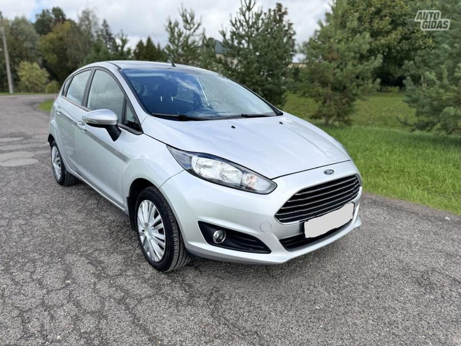 Grey Ford Fiesta 2013 in Kaunas, with an engine capacity of 1.00 L and mileage of 108 thousand km for 3500 €, photo 1 on AUTOMOTO.COM.LV