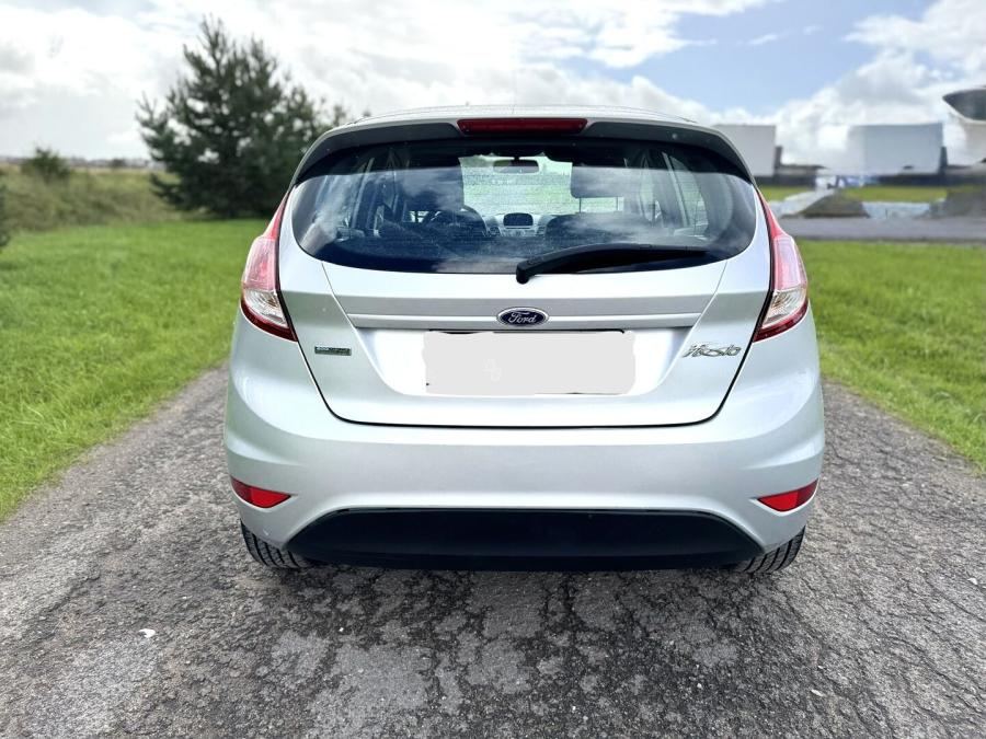 Grey Ford Fiesta 2013 in Kaunas, with an engine capacity of 1.00 L and mileage of 108 thousand km for 3500 €, photo 7 on AUTOMOTO.COM.LV