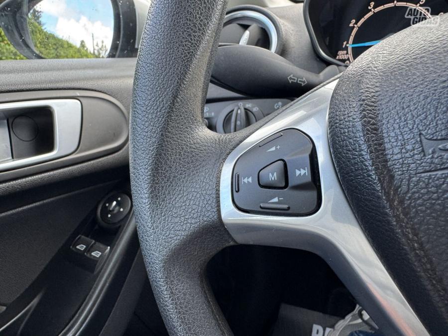 Grey Ford Fiesta 2013 in Kaunas, with an engine capacity of 1.00 L and mileage of 108 thousand km for 3500 €, photo 25 on AUTOMOTO.COM.LV