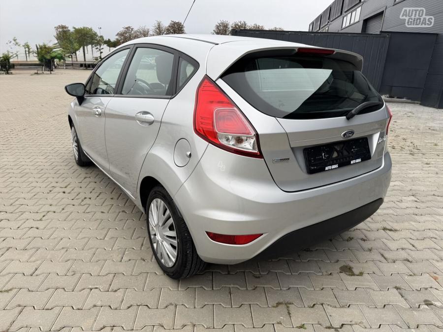 Grey Ford Fiesta 2013 in Kaunas, with an engine capacity of 1.00 L and mileage of 108 thousand km for 3400 €, photo 6 on AUTOMOTO.COM.LV