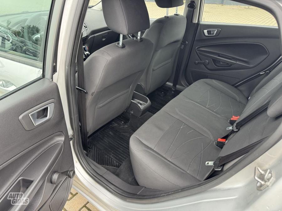 Grey Ford Fiesta 2013 in Kaunas, with an engine capacity of 1.00 L and mileage of 108 thousand km for 3400 €, photo 24 on AUTOMOTO.COM.LV