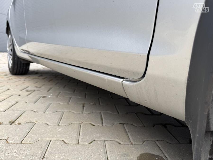 Grey Ford Fiesta 2013 in Kaunas, with an engine capacity of 1.00 L and mileage of 108 thousand km for 3400 €, photo 32 on AUTOMOTO.COM.LV