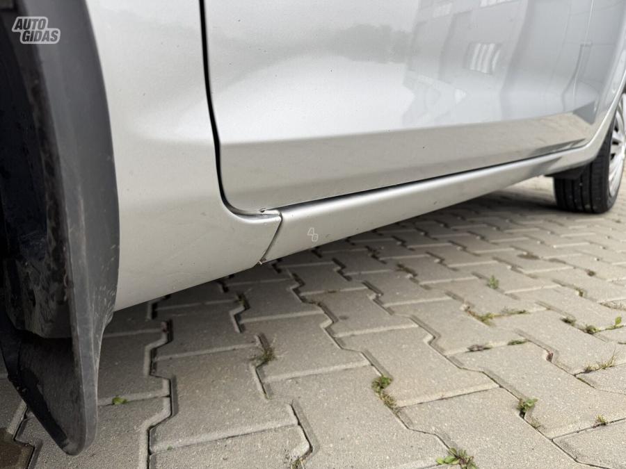 Grey Ford Fiesta 2013 in Kaunas, with an engine capacity of 1.00 L and mileage of 108 thousand km for 3400 €, photo 33 on AUTOMOTO.COM.LV