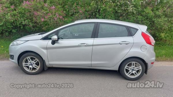 Pelēks Ford Fiesta 2014 Terva, ar dzinēja tilpumu 1.00 L un nobraukumu 128 tūkst. km par 4000 €, foto 2 vietnē AUTOMOTO.COM.LV