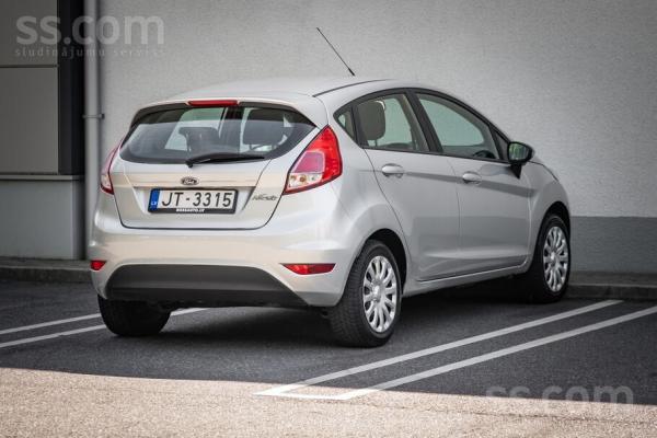 Pelēks Ford Fiesta 2014 Rīga, ar dzinēja tilpumu 1.00 L un nobraukumu 149 tūkst. km par 3950 €, foto 4 vietnē AUTOMOTO.COM.LV
