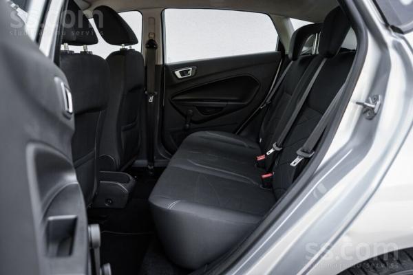 Pelēks Ford Fiesta 2014 Rīga, ar dzinēja tilpumu 1.00 L un nobraukumu 149 tūkst. km par 3950 €, foto 10 vietnē AUTOMOTO.COM.LV