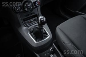 Pelēks Ford Fiesta 2014 Rīga, ar dzinēja tilpumu 1.00 L un nobraukumu 149 tūkst. km par 3950 €, foto 19 vietnē AUTOMOTO.COM.LV