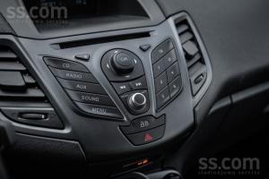 Pelēks Ford Fiesta 2014 Rīga, ar dzinēja tilpumu 1.00 L un nobraukumu 149 tūkst. km par 3950 €, foto 22 vietnē AUTOMOTO.COM.LV