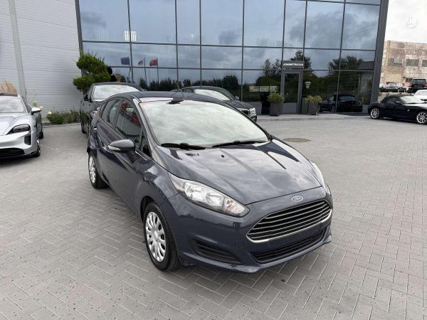 Ford Fiesta 2014 in Telschi on AUTOMOTO.COM.LV Grey Ford Fiesta 2014 in Telschi, with an engine capacity of 1.50 L and mileage of 111 thousand km for 3999 €, photo 10 on AUTOMOTO.COM.LV