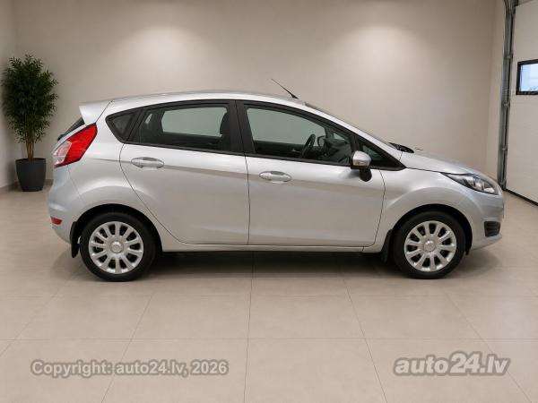 Pelēks Ford Fiesta 2015 Tartu, ar dzinēja tilpumu 1.20 L un nobraukumu 155 tūkst. km par 5200 €, foto 5 vietnē AUTOMOTO.COM.LV