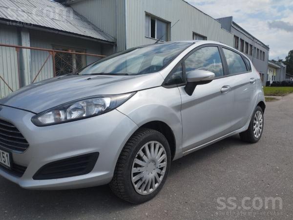 Pelēks Ford Fiesta 2015 Ogre, ar dzinēja tilpumu 1.50 L un nobraukumu 0 tūkst. km par 2550 €, foto 3 vietnē AUTOMOTO.COM.LV