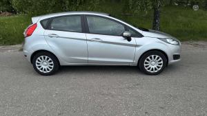 Pelēks Ford Fiesta 2015 Viļņa, ar dzinēja tilpumu 1.00 L un nobraukumu 147 tūkst. km par 5500 €, foto 4 vietnē AUTOMOTO.COM.LV