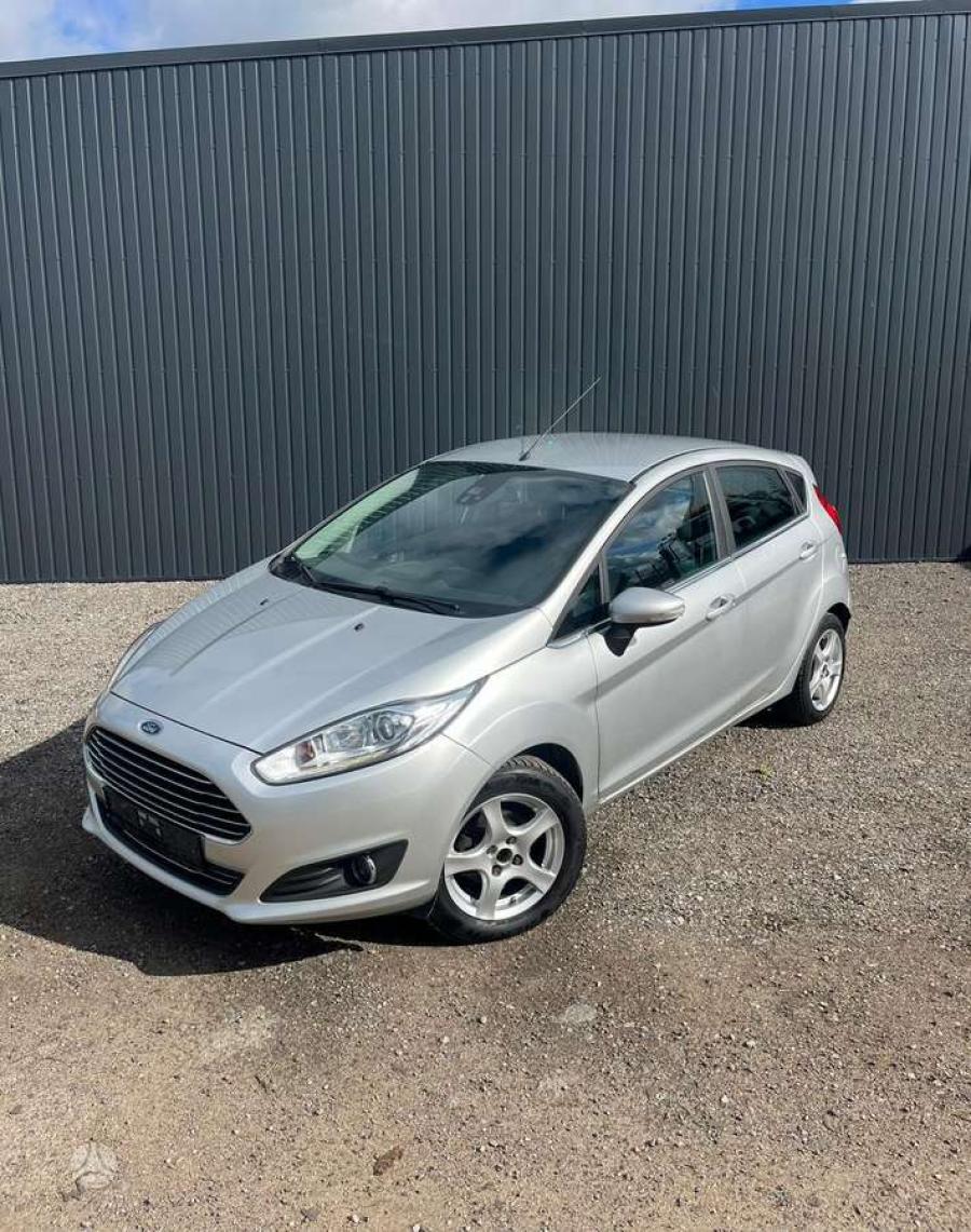 Grey Ford Fiesta 2015 in Vilnius, with an engine capacity of 1.00 L and mileage of 166 thousand km for 3150 €, photo 1 on AUTOMOTO.COM.LV